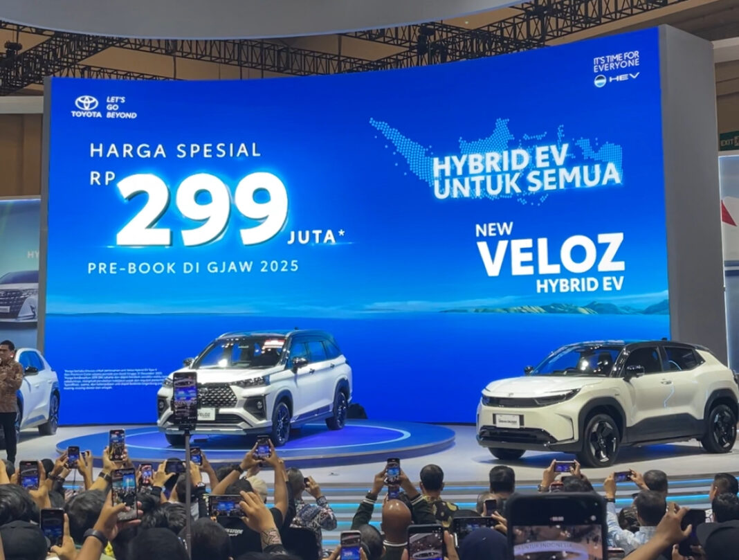 Toyota Veloz Hybrid Resmi Meluncur, Harga Cuma Rp 299 Juta - Rockomotif